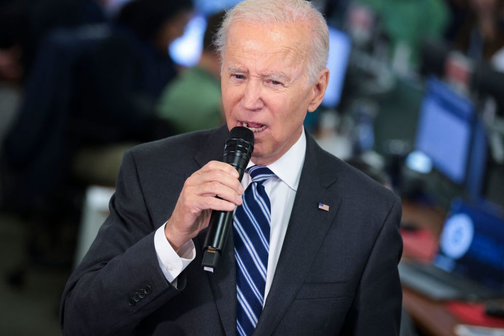 Pete Kaliner: Biden looks for dead Congresswoman at event